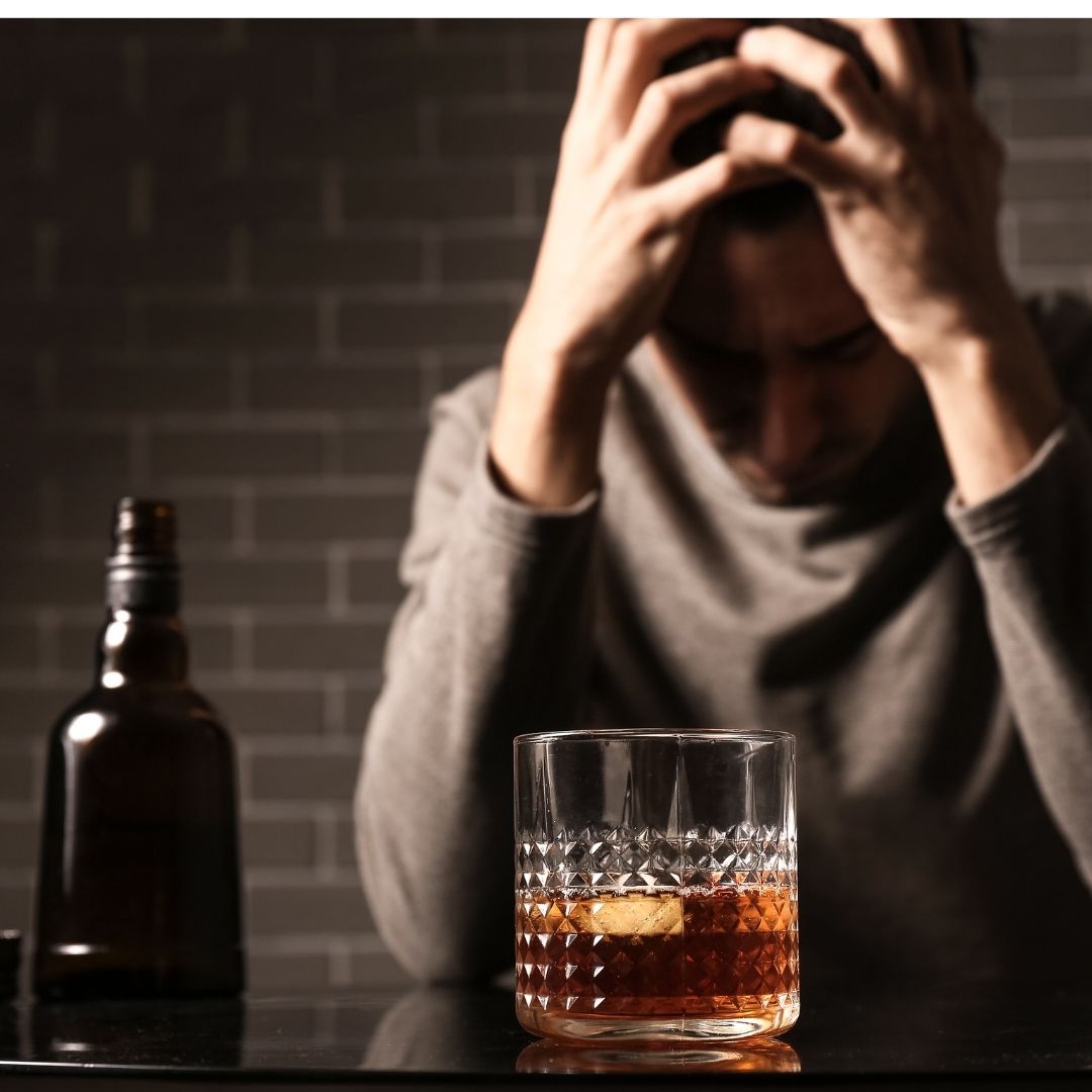 Drinking on Accutane: Risks, Guidelines, and What You Need to Know ...